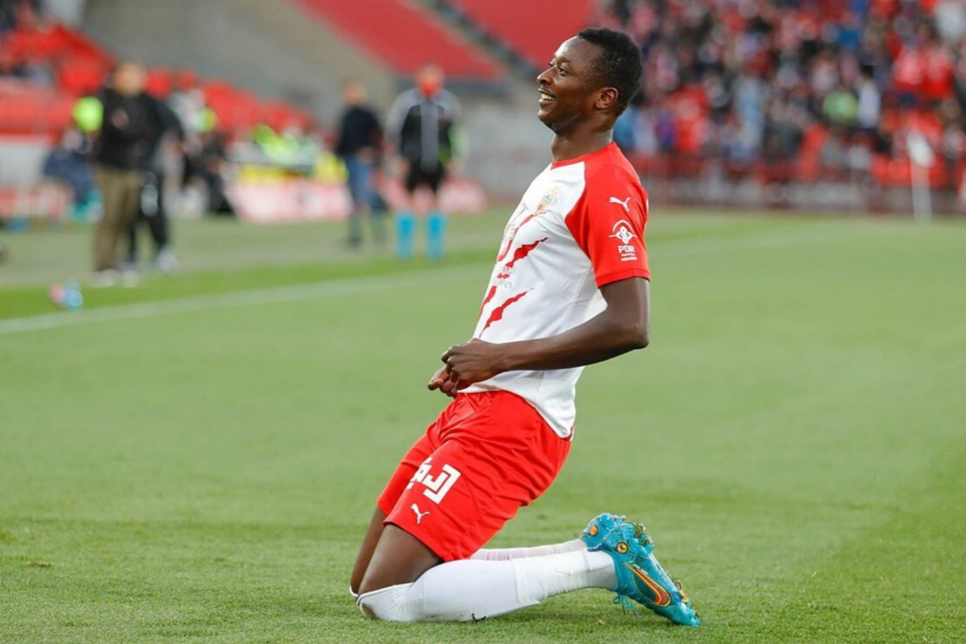 El próximo negocio del Almería tras Umar Sadiq ya tiene precio