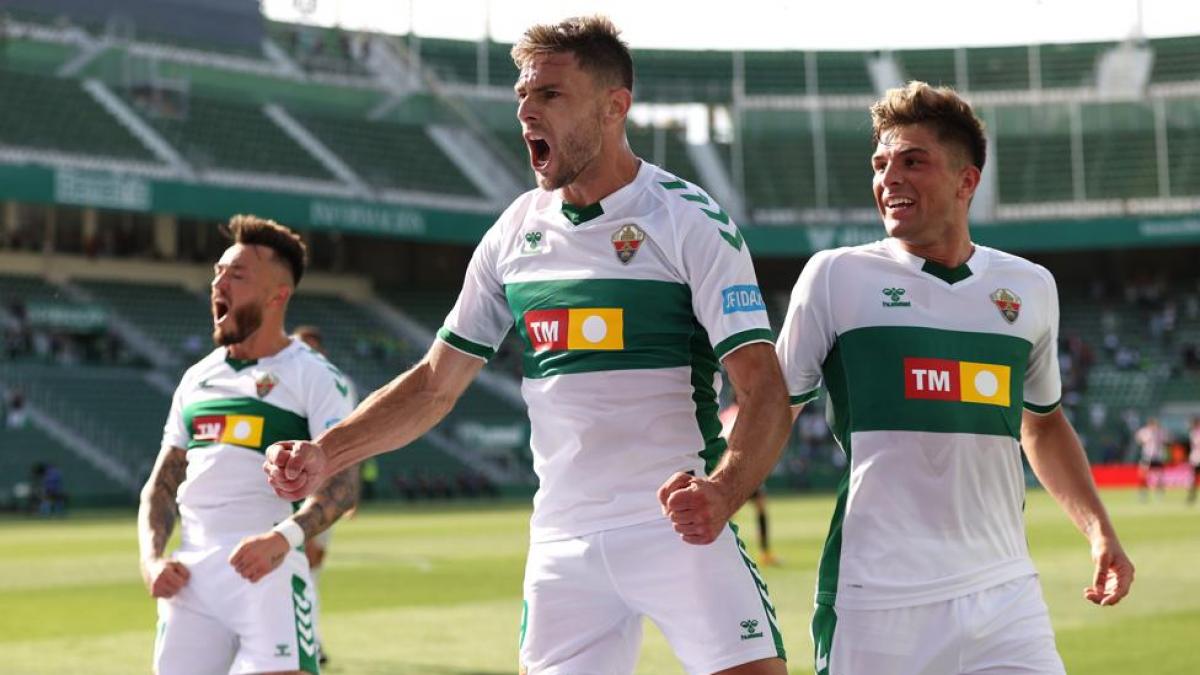 Elche CF completa tridente tras amarrar a Boyé y Pere Milla