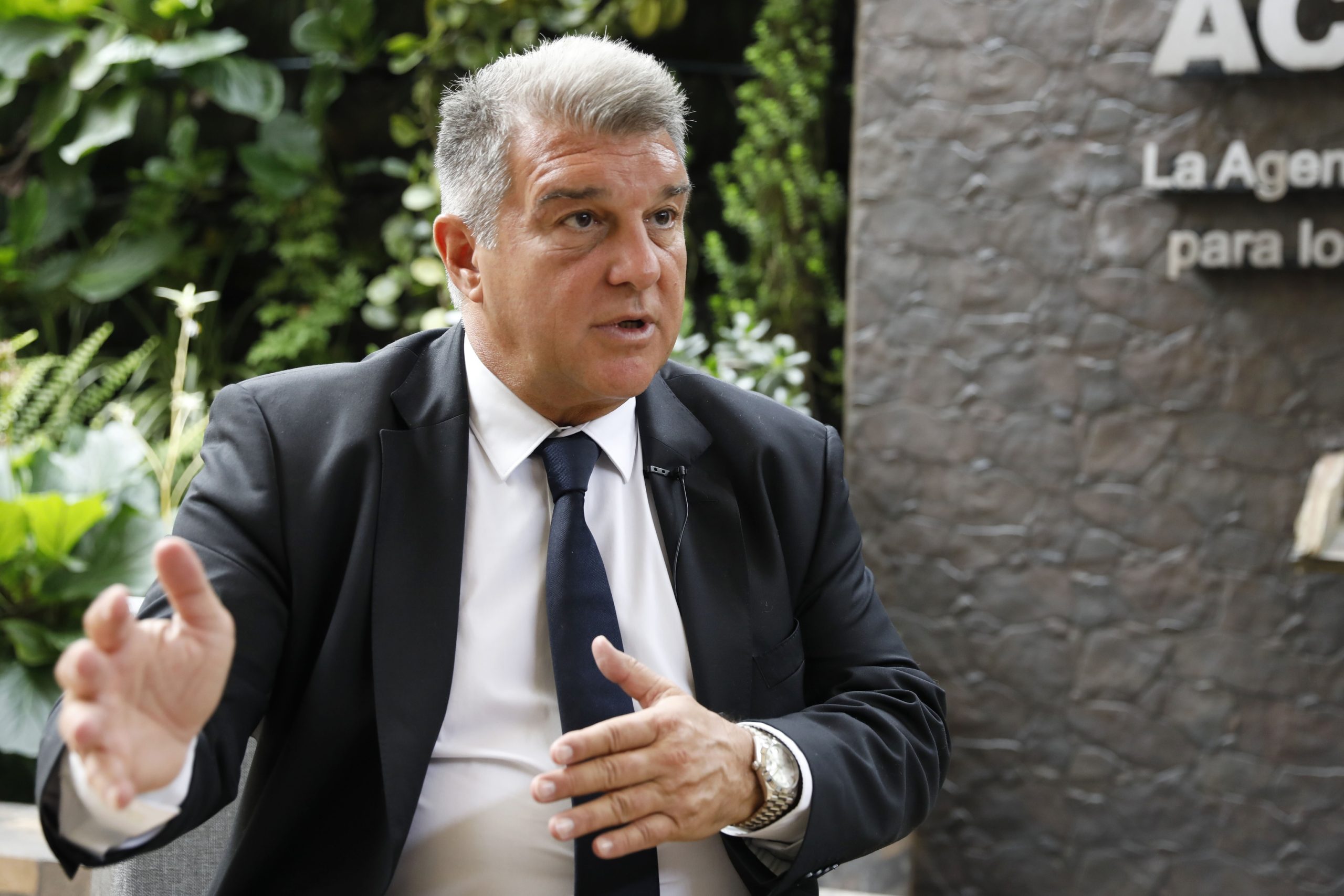 Laporta pasa respuesta definitiva a Jorge Mendes: giro radical del FC ...