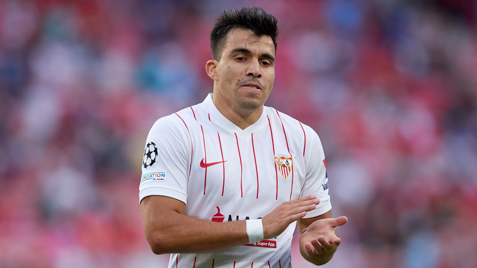 Subidón de Acuña acerca su salida del Sevilla FC