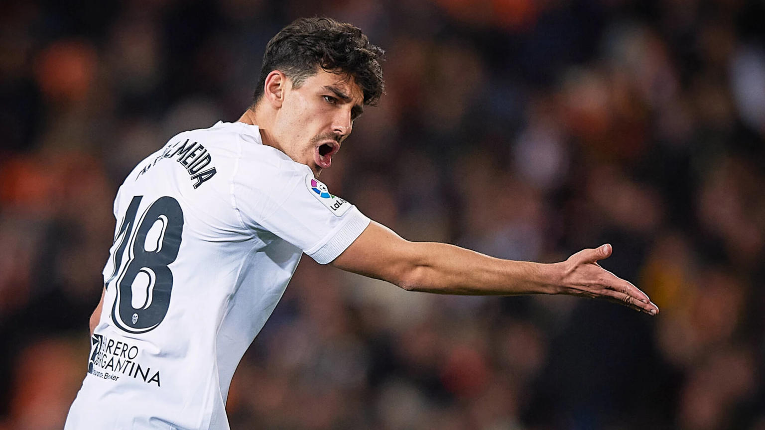 Directiva del Valencia CF se frota las manos con André Almeida