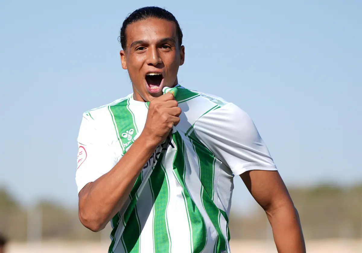 Senhadji heredará el 9 de Borja Iglesias en el Betis