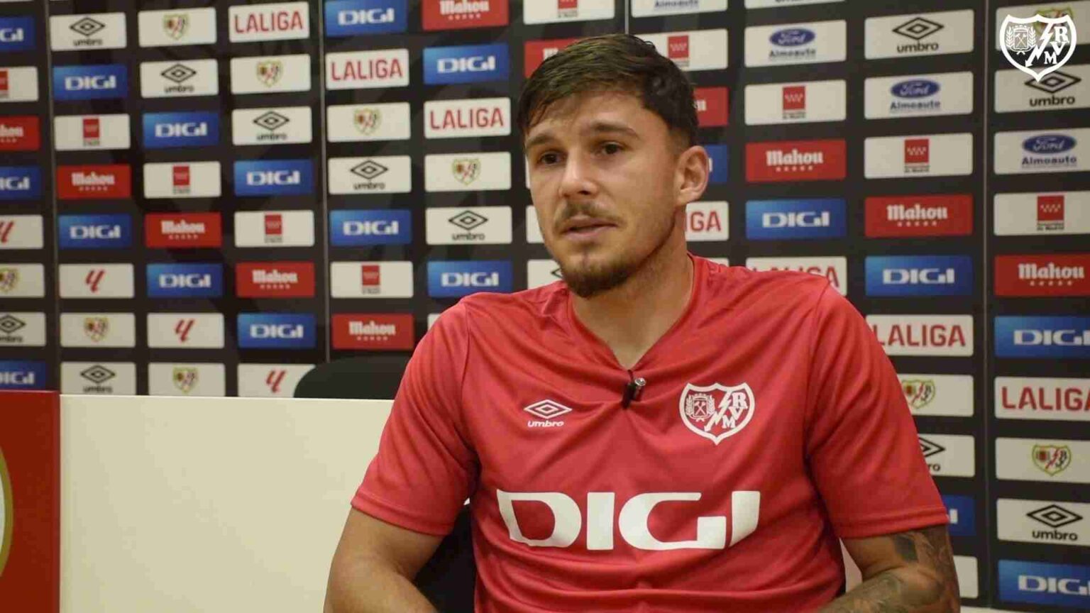 Ratiu puede cambiar el Rayo por el FC Barcelona
