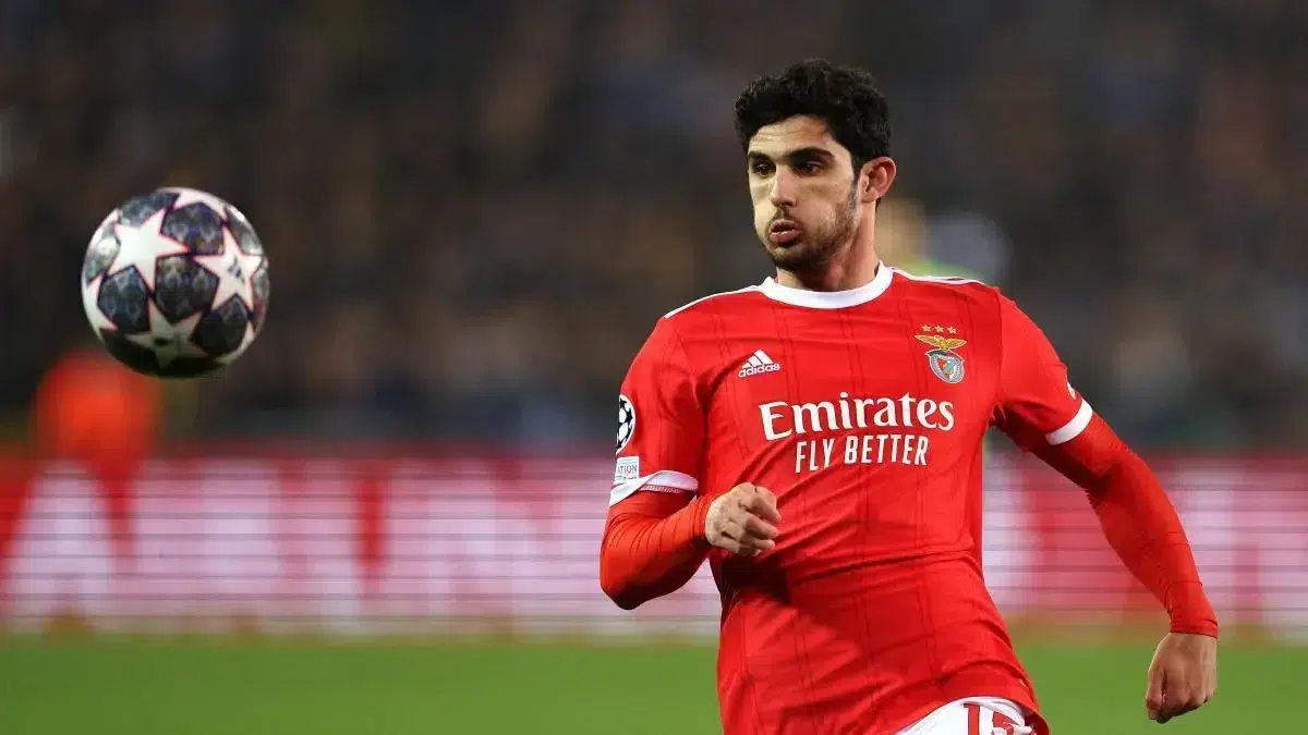 La doble operación por Guedes que el Villarreal busca desbloquear