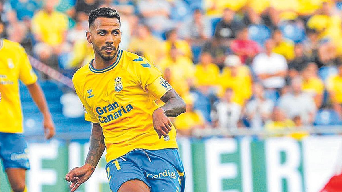 El Almería pone millones sobre la mesa para convencer a Jonathan Viera