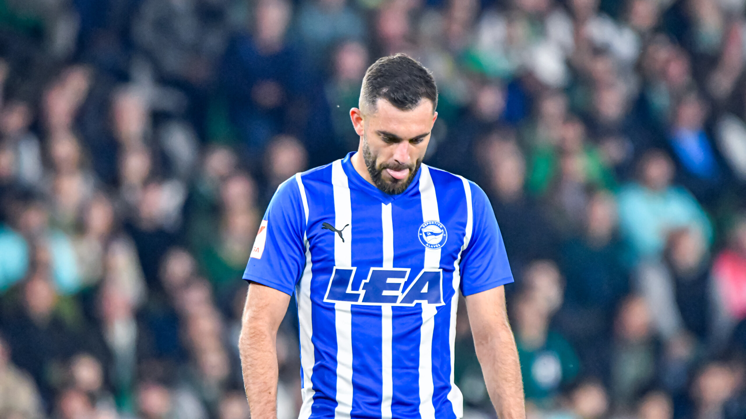 El Betis envía emisarios a Vitoria para negociar con Luis Rioja