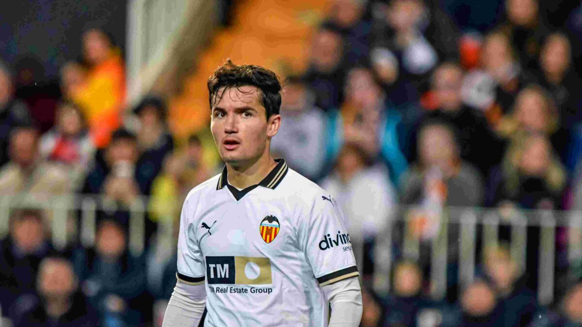 Guillamón desafía a Baraja en el Valencia