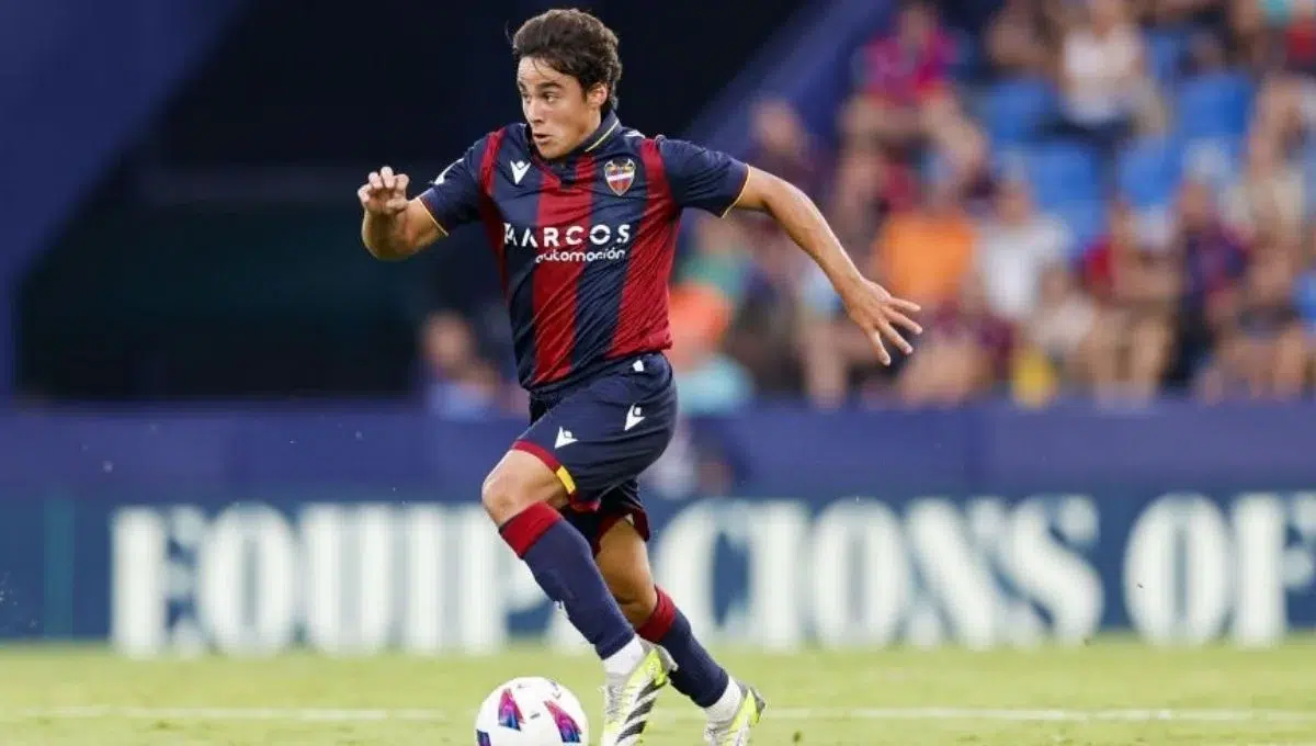 Carlos Álvarez puede volver al Sevilla FC por un precio especial