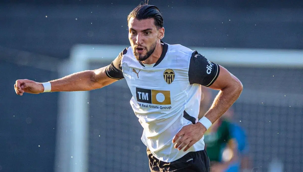 Rafa Mir tiene un apoyo clave en el Valencia para quedarse tras la cesión