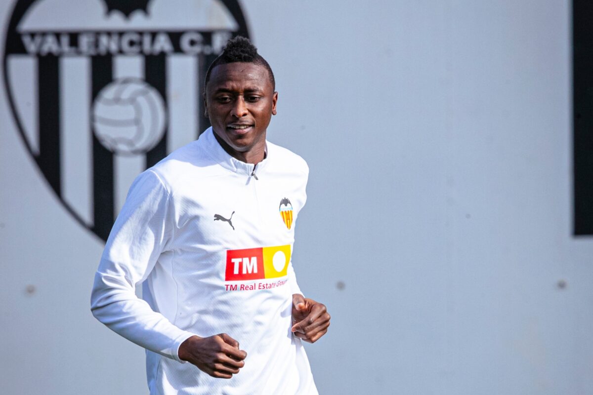 Las cláusulas ocultas por Umar Sadiq que el Valencia deberá pagar