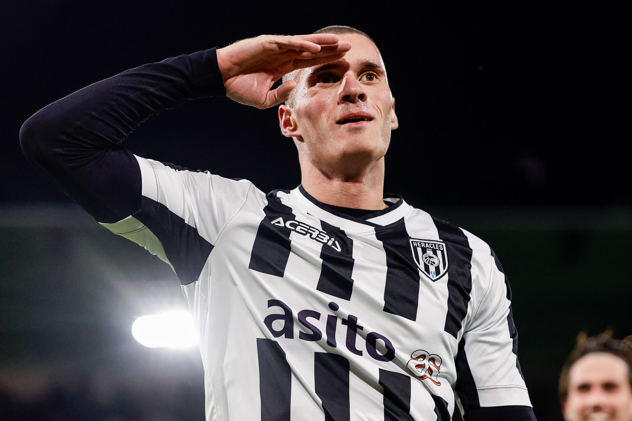 Luka Kulenovic el 9 del Valencia CF para obrar el milagro de la salvación