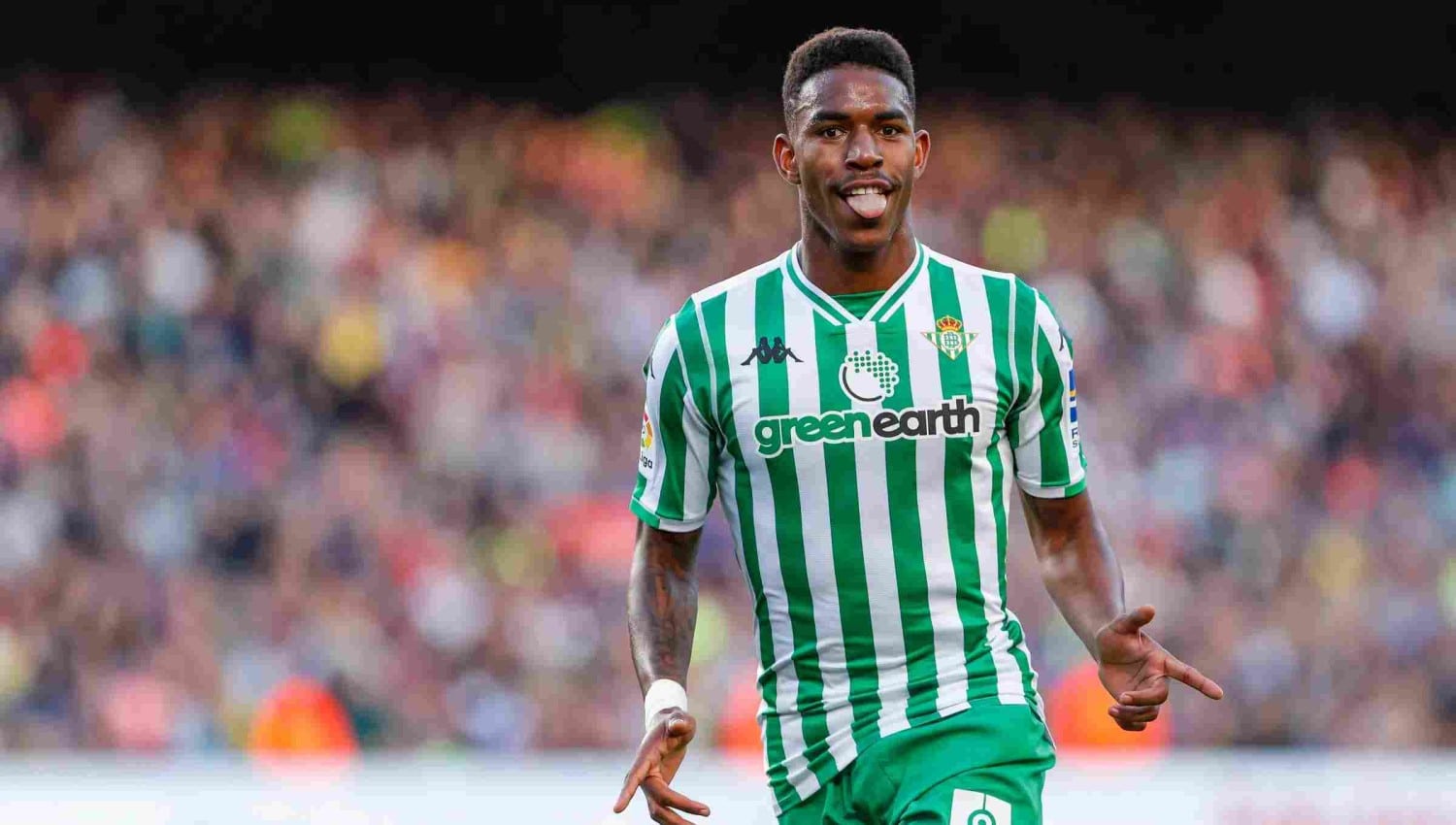 El lateral izquierdo ideal para el Betis es un 4 veces campeón de la ...