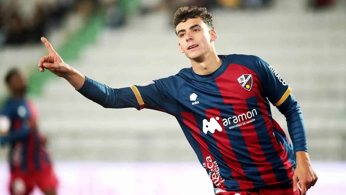 Ángel Pérez llegará al Alavés para cubrir el millonario hueco de Carlos ...